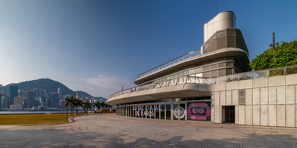 时尚COSMO-艺境空间 Visionairs 亚洲首个常驻展馆盛大开幕 首展“浴火重生——巴黎圣母院增强现实沉浸式体验展”震撼登场